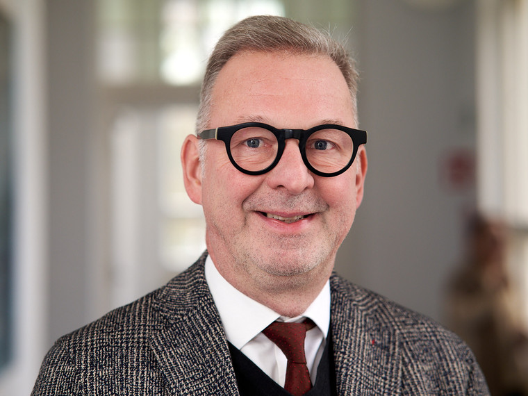 Fachteams und Kontakte - DRK Wohlfahrt